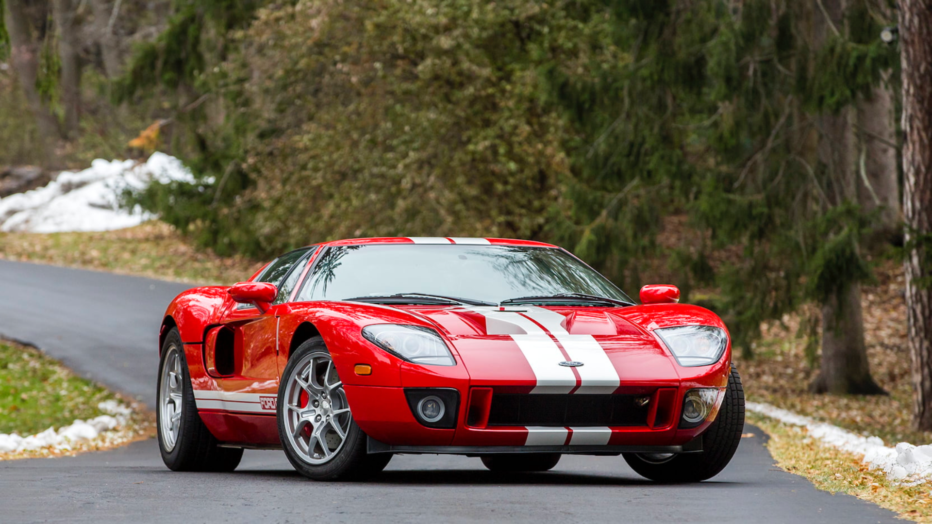 2005 Ford GT with only 510 miles!