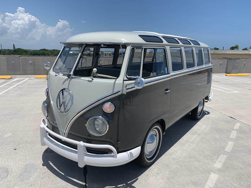 1961 Volkswagen Bus